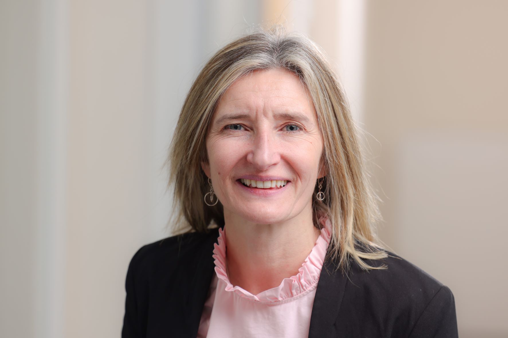 Jackie Cuneen > Machins Solicitors LLP > Luton > United Kingdom ...