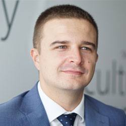 Adv. Ali Al Zarooni, Chairman – The Legal 500